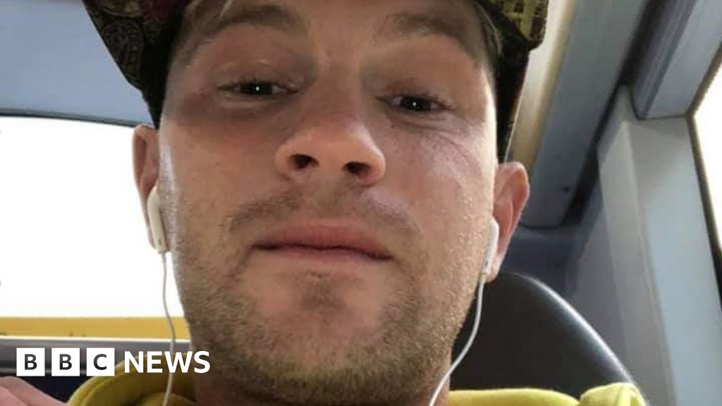 Widley suicide victim 'could not bear idea of lockdown' - BBC News