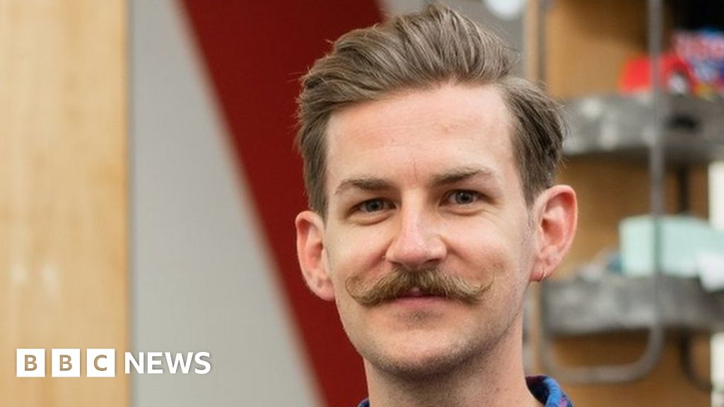 Covid bereavement group founder is 'inspirational young man' - BBC News