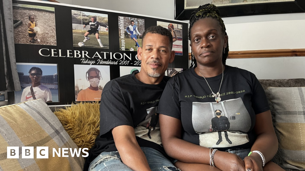 Family of rapper murdered at Notting Hill Carnival seek justice - BBC News