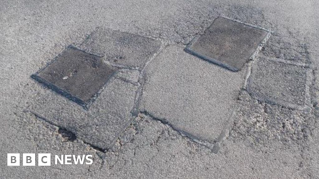 Contractor's pothole repairs criticised by Cambridgeshire council - BBC ...