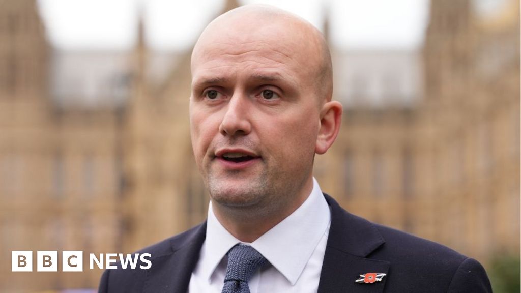 Scottish government backs bid to bar dual mandates for MSPs Scottish government backs bid to bar dual mandates for MSPs