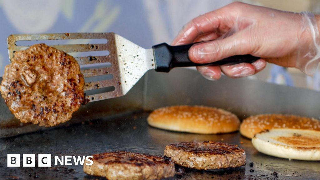 Making better use of 'surgeons flipping burgers' - BBC News