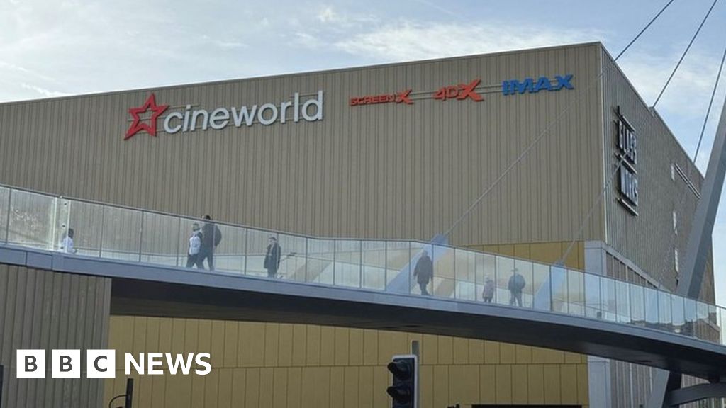 Barnsley residents invited to rename town centre bridge - BBC News