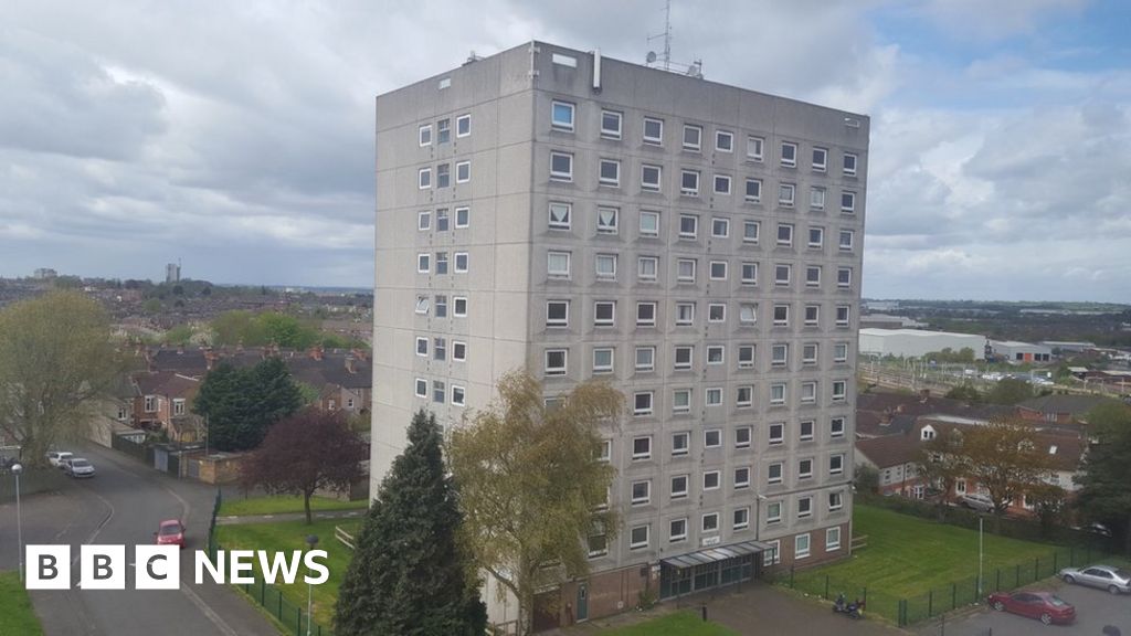 Rugby tower block tenants could get £10,000 amid fire concerns