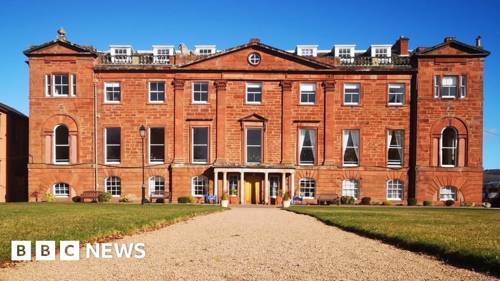 Campaign to save Perthshire boarding school raises £1.2m - BBC News