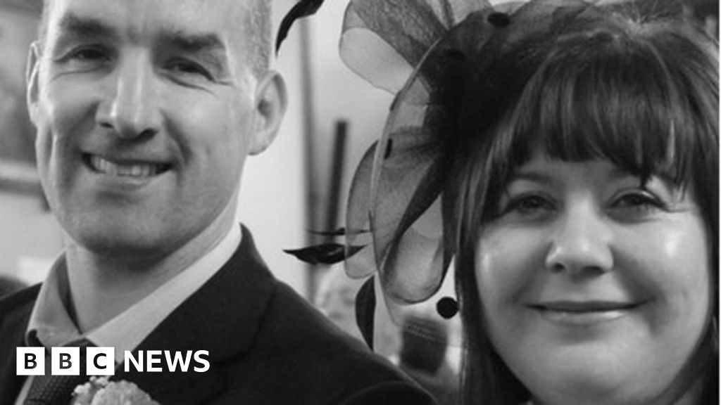 Three Cliffs Bay death: Wife's tribute to Benny Collins - BBC News