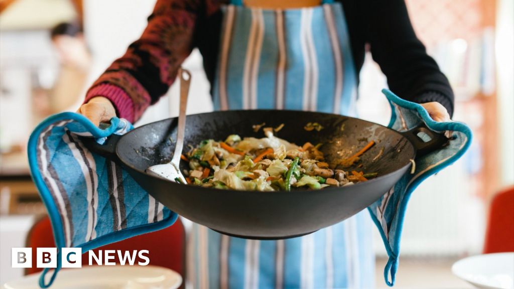 What's the most fun you can have with a wok? - BBC News