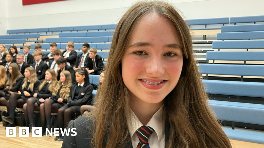 BBC Young Reporter: 'I want more self defence classes' - BBC News