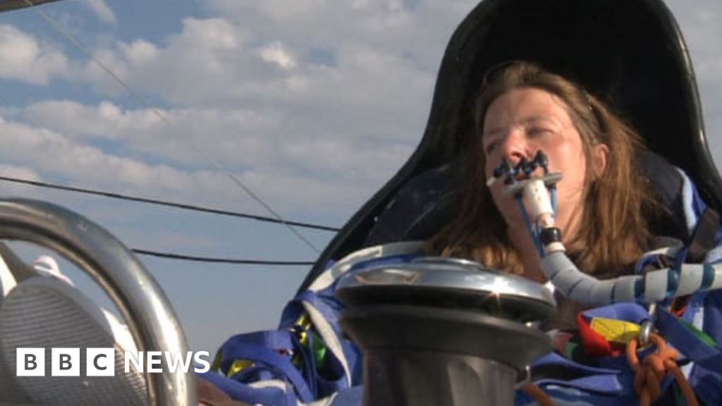 Hilary Lister: Record-breaking quadriplegic sailor dies - BBC News