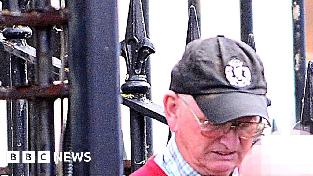 Former priest Daniel John Curran admits child abuse charge - BBC News