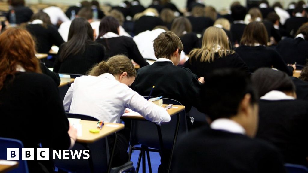 Scottish exams body says National 5 coursework will not be marked - BBC ...