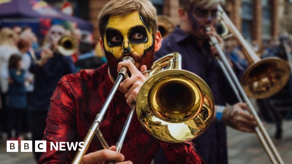 Freedom Festival: Hull arts festival taken to Bridlington for first ...