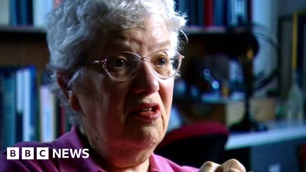 Vera Rubin, pioneering astronomer, dies at 88 - BBC News