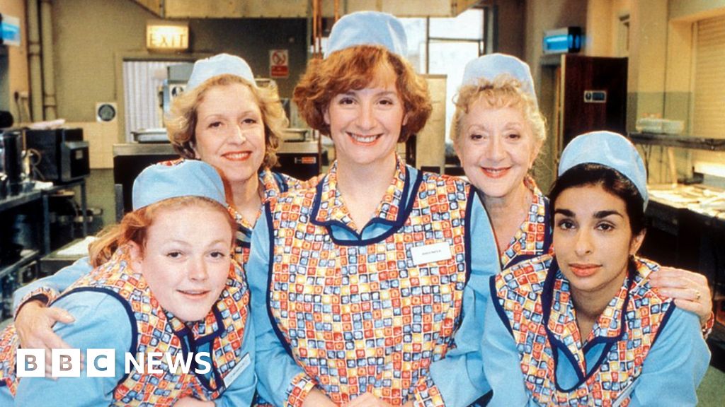 Victoria Wood's diaries inspire TV series on making of Dinnerladies ...