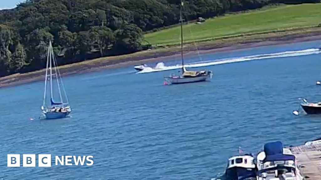Man crashes speedboat into 15-year-old kayaker in Milford Haven. - BBC News
