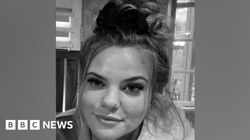 A38 Bridgwater crash: Tribute paid to 'brave' daughter as man charged ...