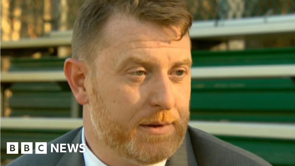 Boston man's deportation rattles Irish community - BBC News