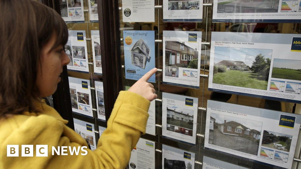 UK house price inflation ticks up, says ONS - BBC News