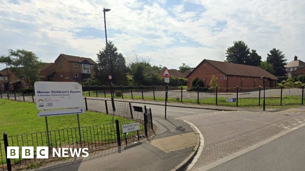 Sheffield stabbing: Boy attacked by men in balaclavas - police