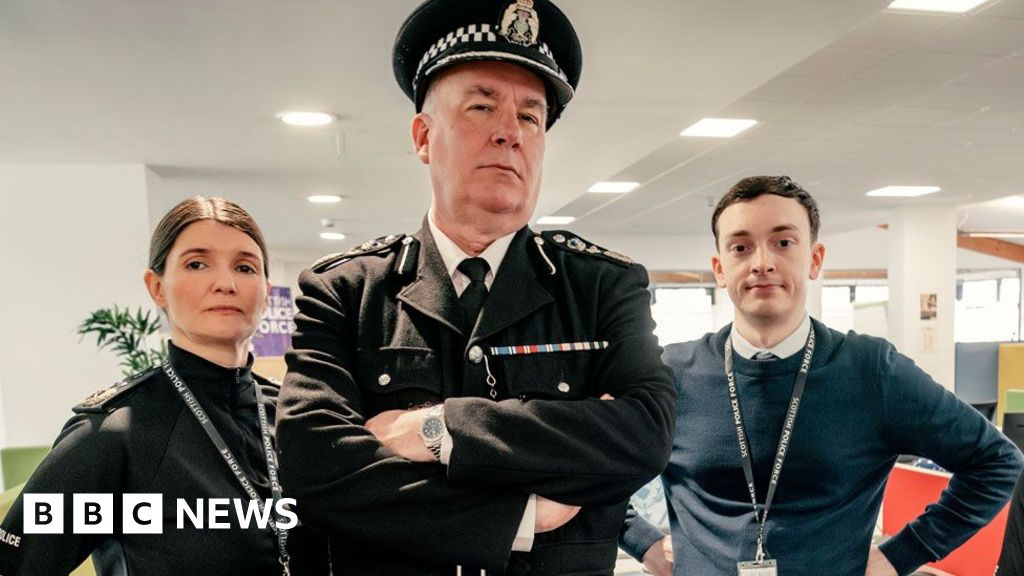 The Chief: Comedy police boss 'always digs himself into a hole'