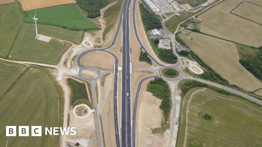 Cornwall A30 upgrade to have 'positive' impact on summer traffic - BBC News