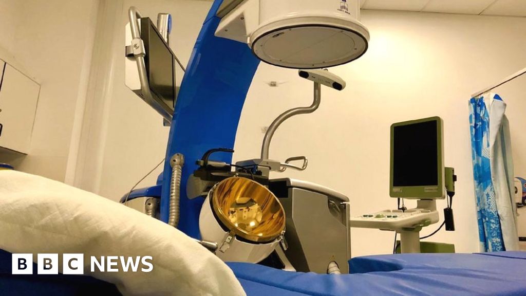 Permanent machine cuts kidney stones waiting time for NHS Grampian ...