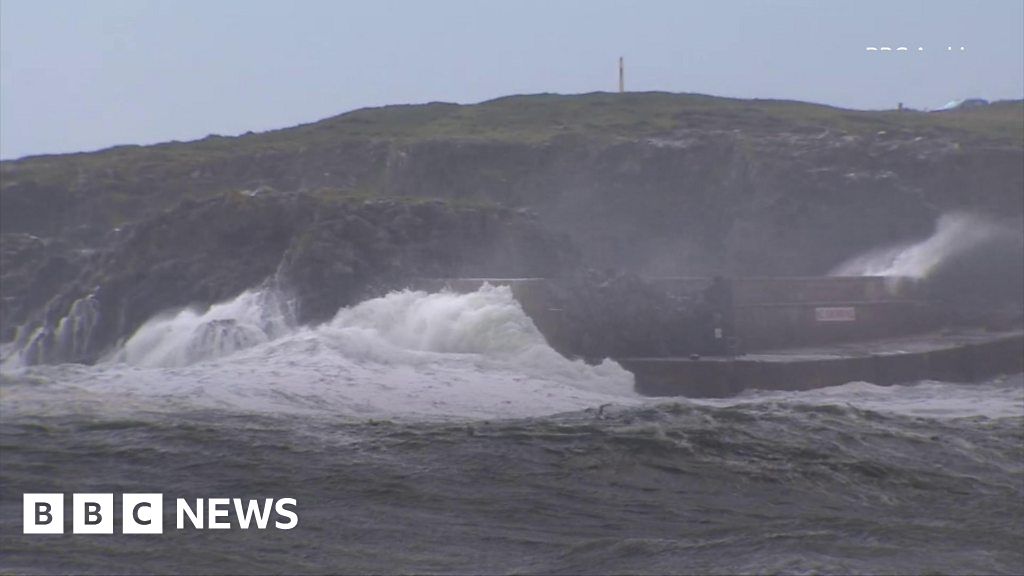 Storm names set as meteorological autumn begins - BBC News