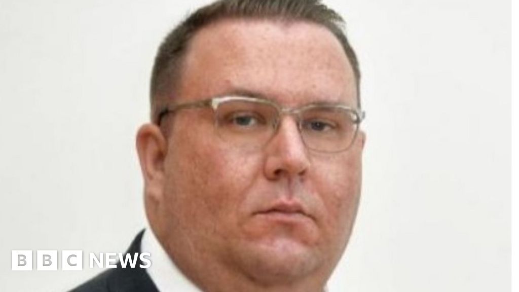 Ex-councillor jailed for having indecent images of children - BBC News