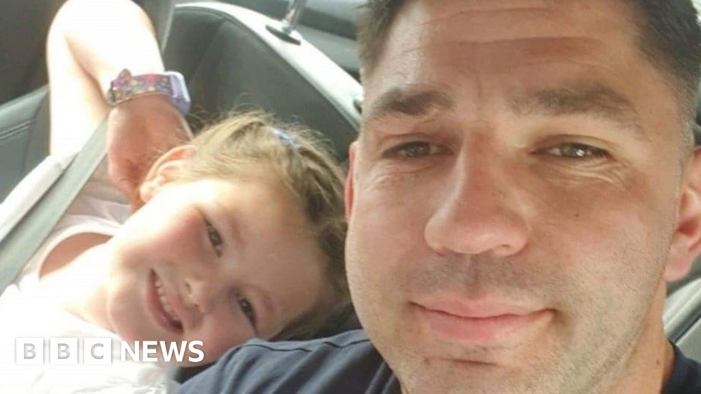 Cost of living: I want to help others through the winter months - BBC News