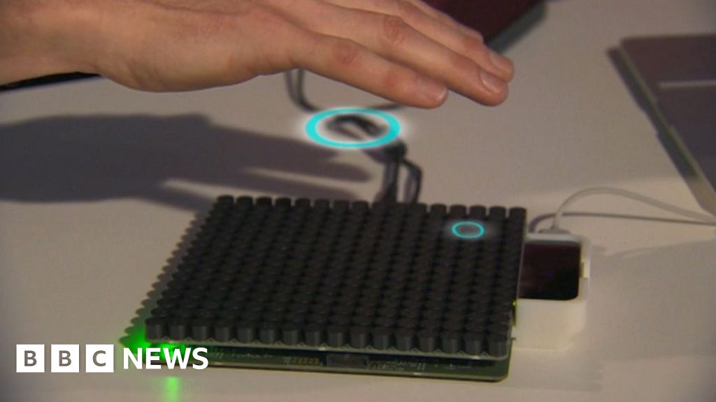 Computer control with a hand wave - BBC News