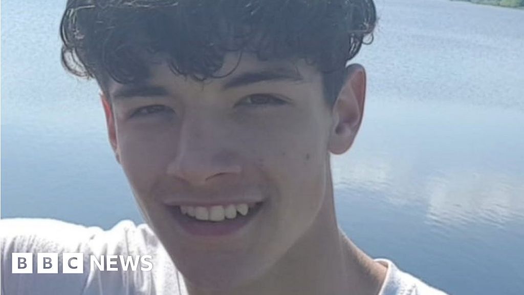 Spennymoor police pursuit driver 'had no time to react', inquest hears ...