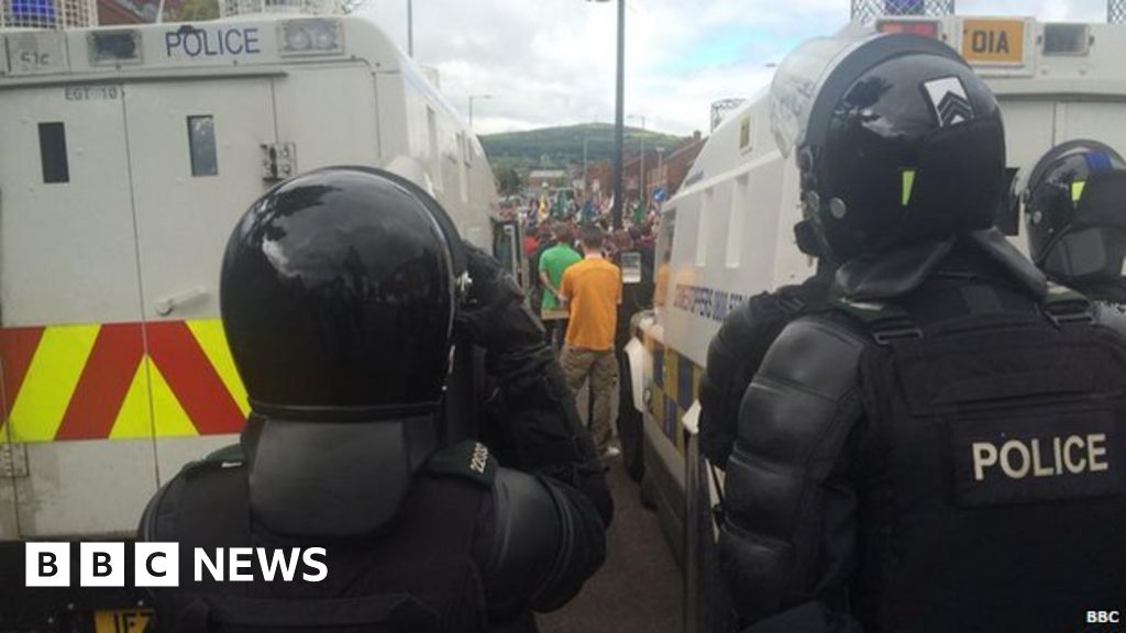 North Belfast riot accused 'transported petrol bombs' - BBC News