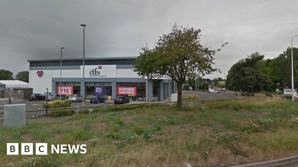 Cannock crash: Men seriously injured in police pursuit - BBC News