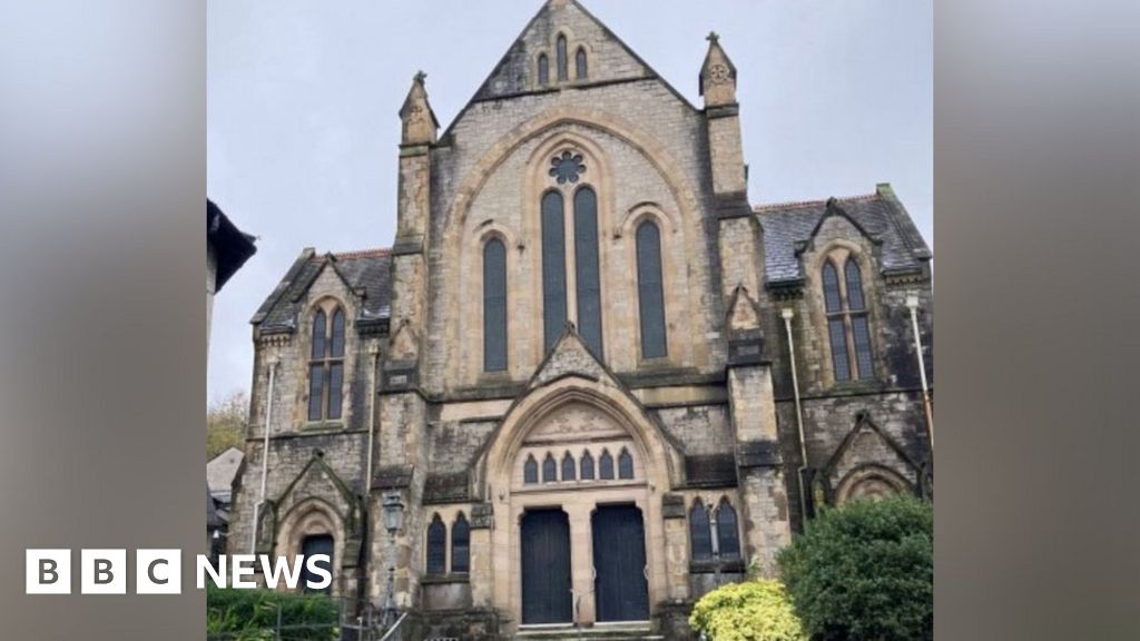 Kendal church's vestry holiday let plan rejected - BBC News