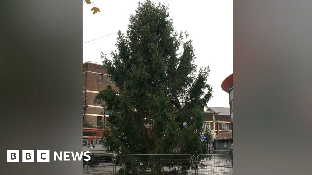 Walsall Christmas tree branded shabby and inspiring no festive spirit ...