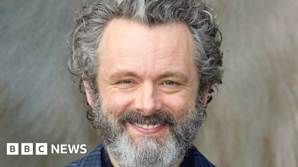 Cost of living: Michael Sheen highlights winter warm hubs - BBC News
