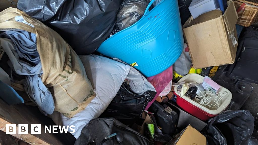 Hoarding: Woman embarrassed to have visitors - BBC News