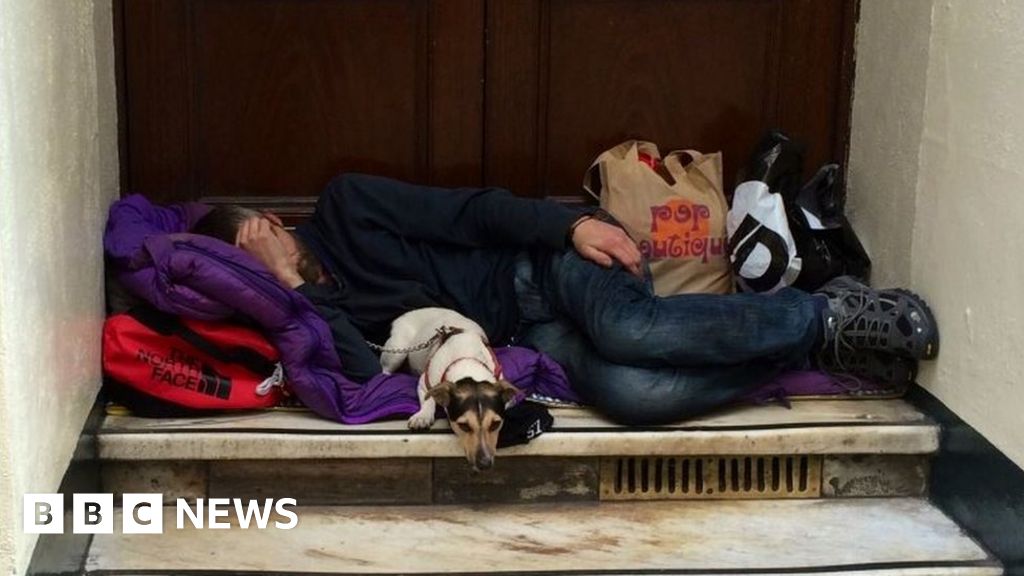 Greater Manchester homeless scheme receives £300k boost - BBC News