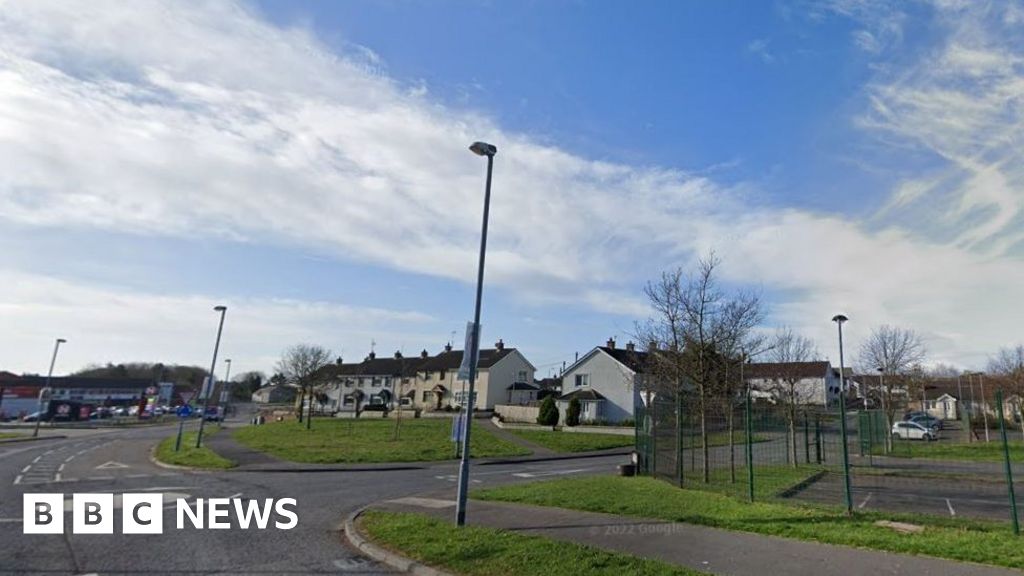 Downpatrick: Teen suffers facial injury after rock thrown at car