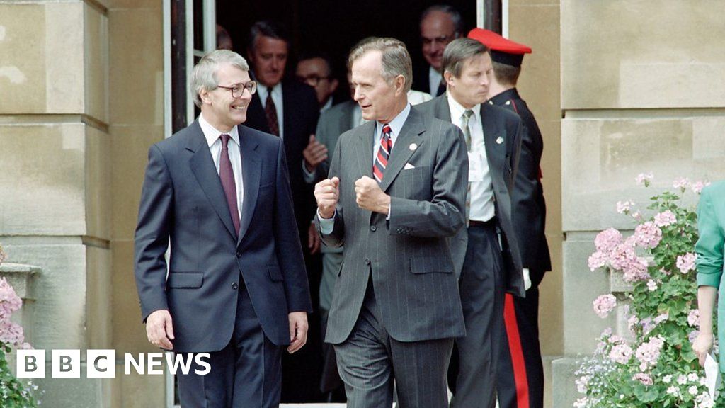 George HW Bush: Ex-UK PM John Major on former president