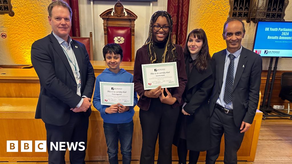 Peterborough elects two youth MPs for the first time - BBC News