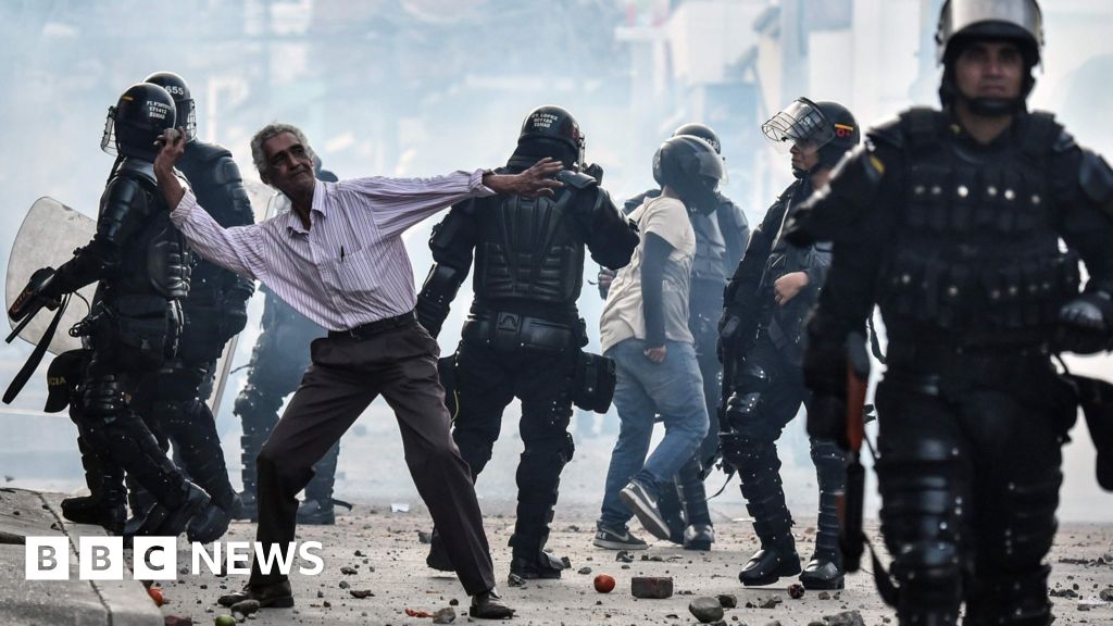 Colombia's Farc suspends election campaigning over 'threats' to candidates