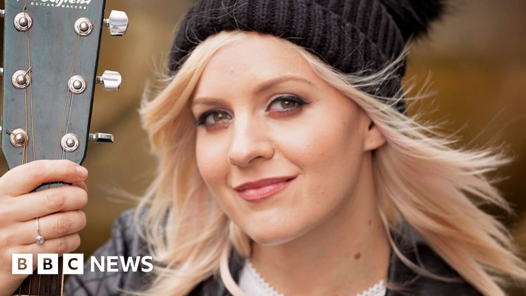 Facebook 'too slow to deal with hack', says singer - BBC News