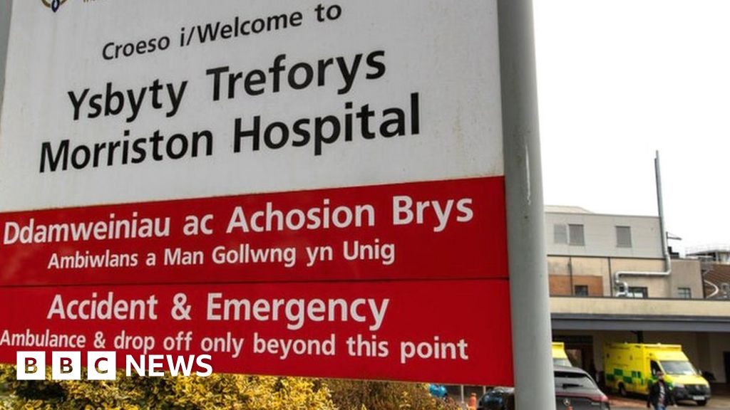 Morriston Hospital: Highest alert issued over extreme pressures - BBC News