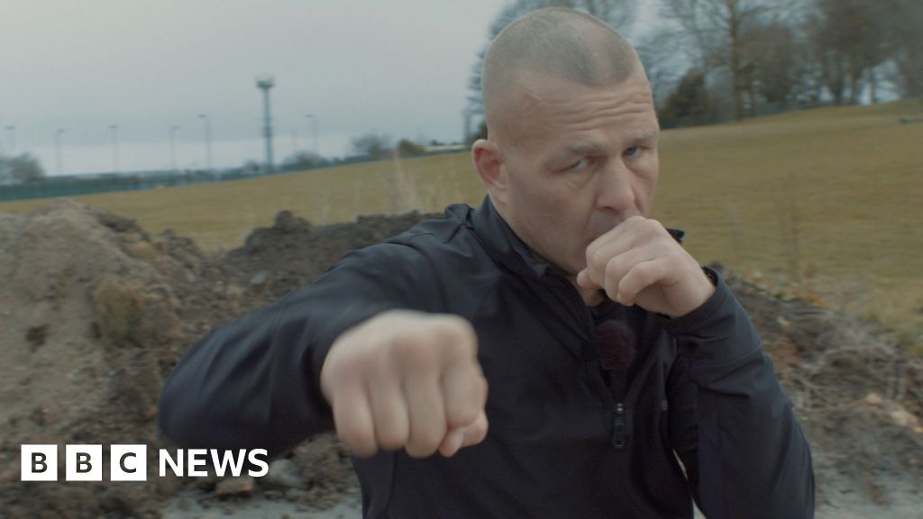 Billingham bare knuckle boxer's move from street fights to titles - BBC ...