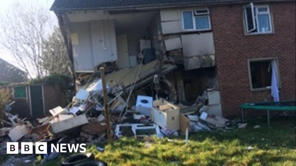 Probe launched into Bristol flats 'gas explosion'