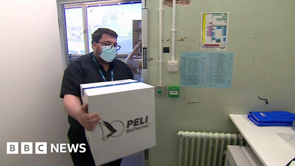 Hospitals start to receive first Covid-19 vaccine