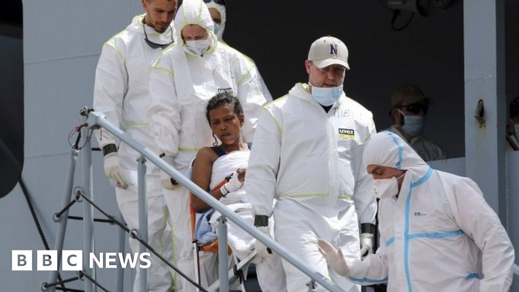 Migrant crisis: Surge in journeys to Italy 'to continue' - BBC News