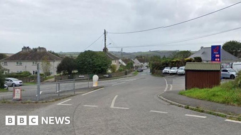 Cornish slurry lagoon plans raise smell and access concerns