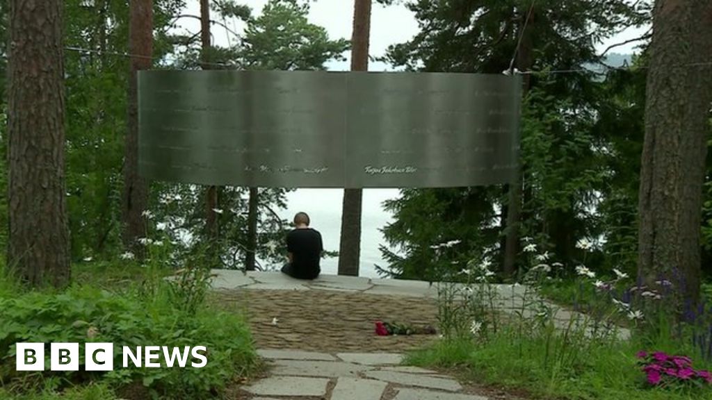 Four years after Breivik attack, Utoeya hosts camp again - BBC News